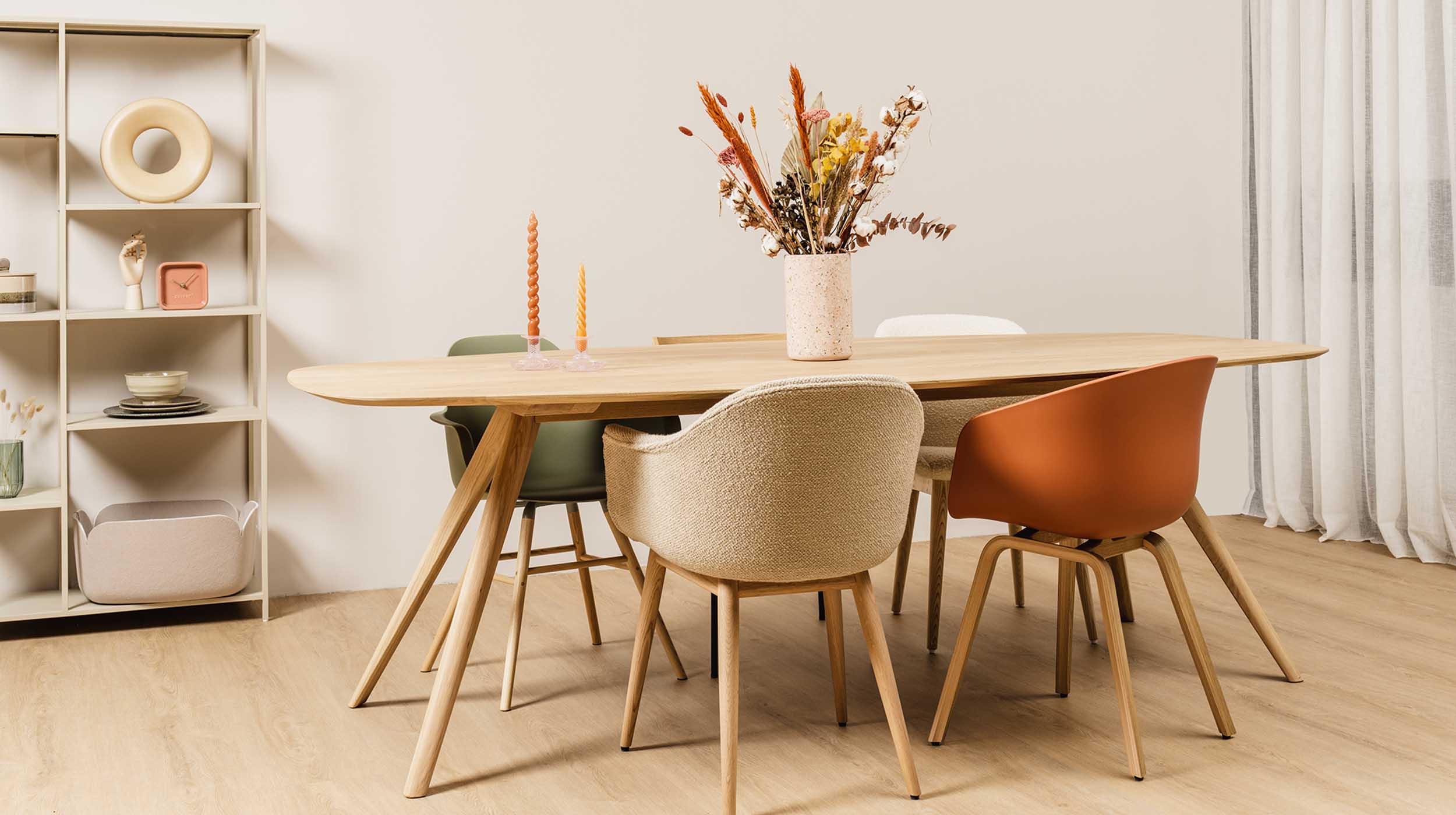 HelloTable semi-ovaal – HelloChair