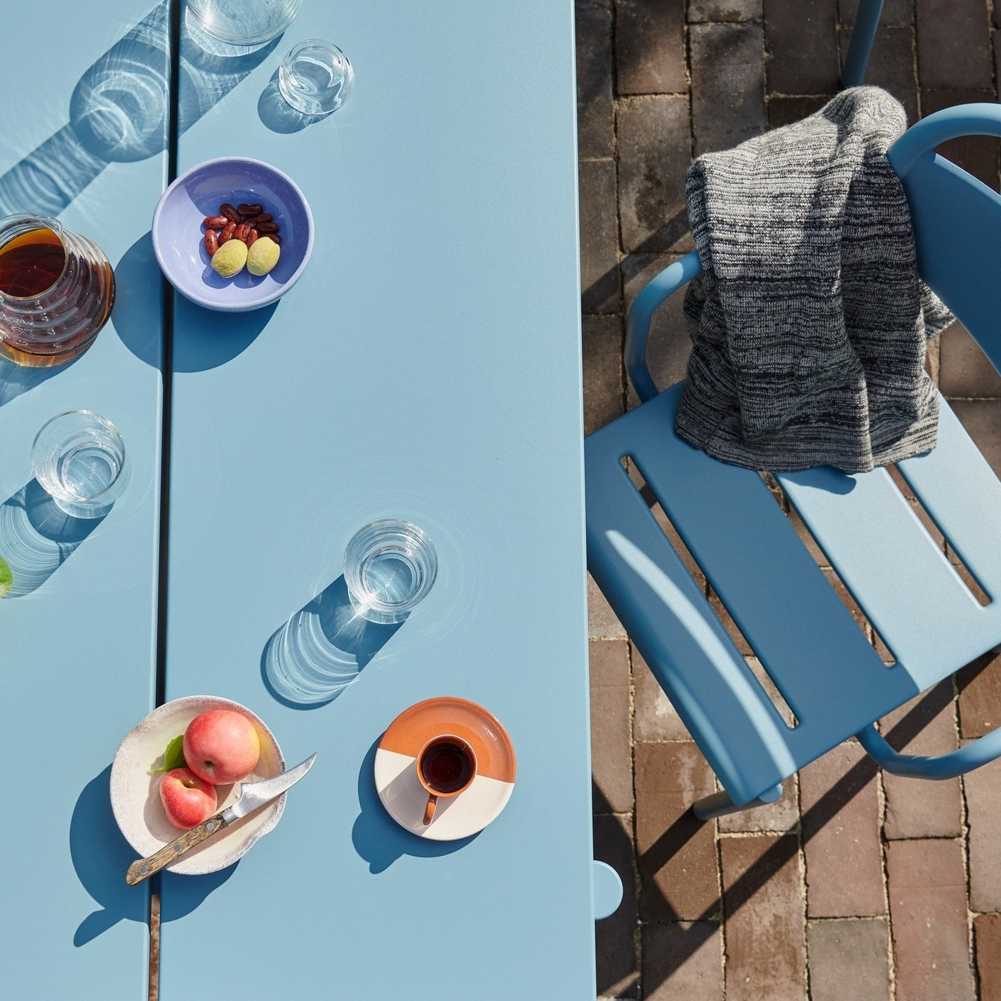 Muuto Linear Steel tuinstoel Pale Blue – HelloChair