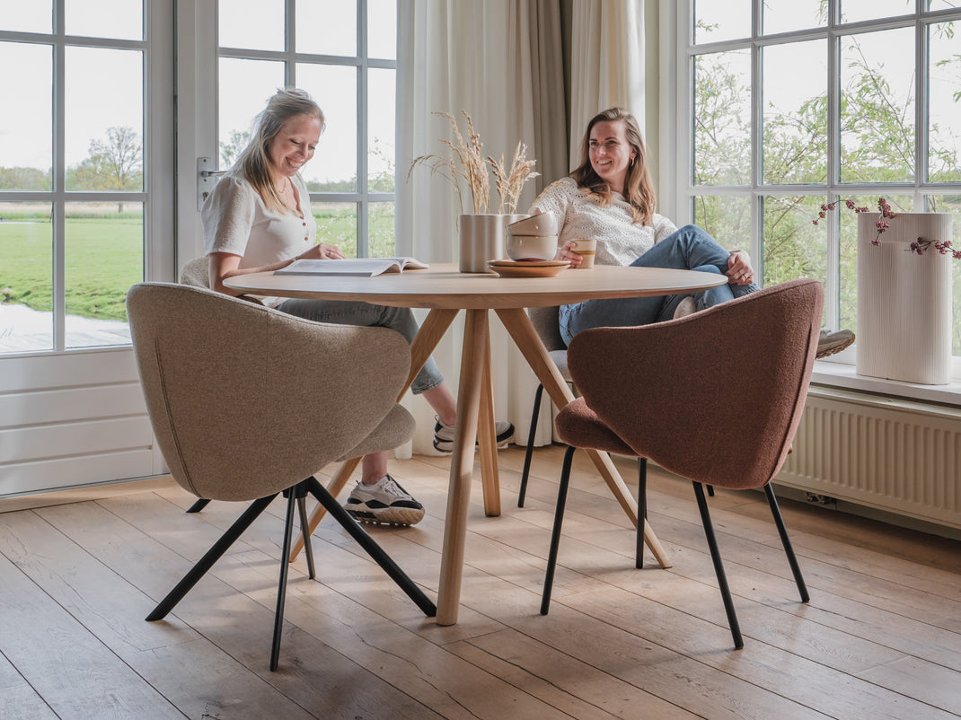 HelloChair Originals