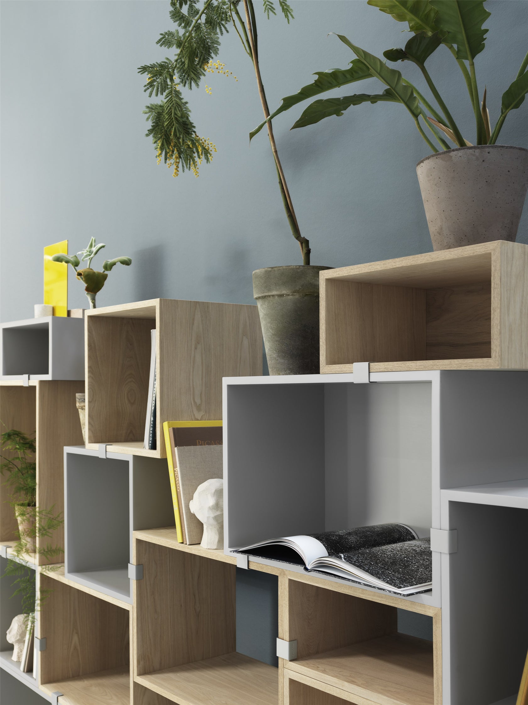 Muuto Stacked Storage System large open Oak – HelloChair