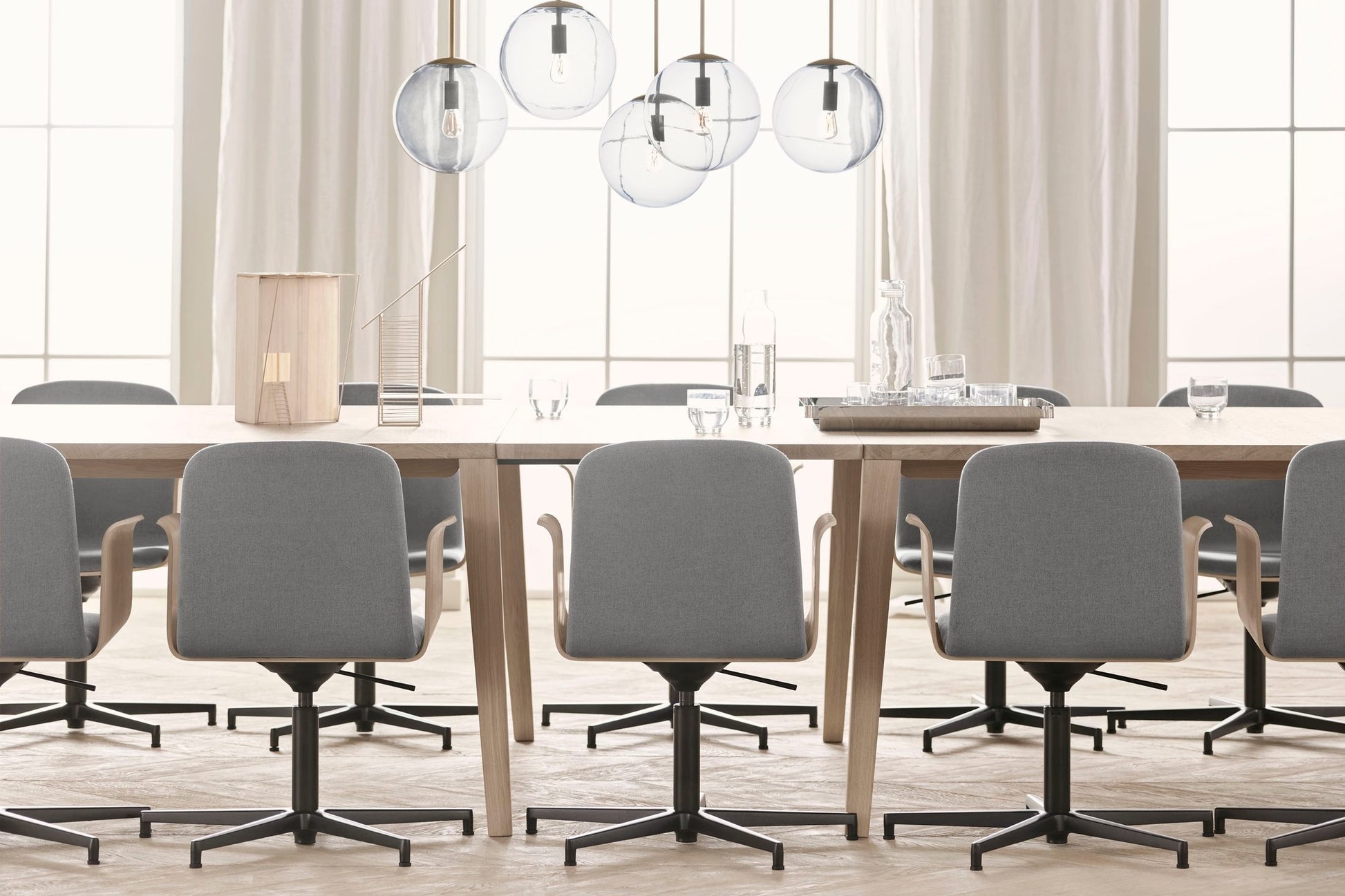 Bolia Orb hanglamp Ø20 Black – HelloChair