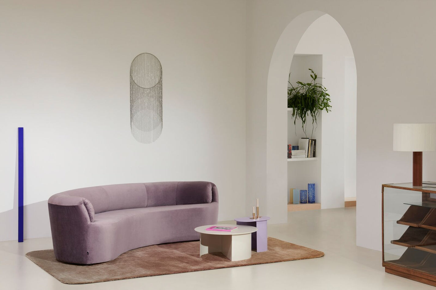 FEST Plateau bijzettafel lilac – HelloChair