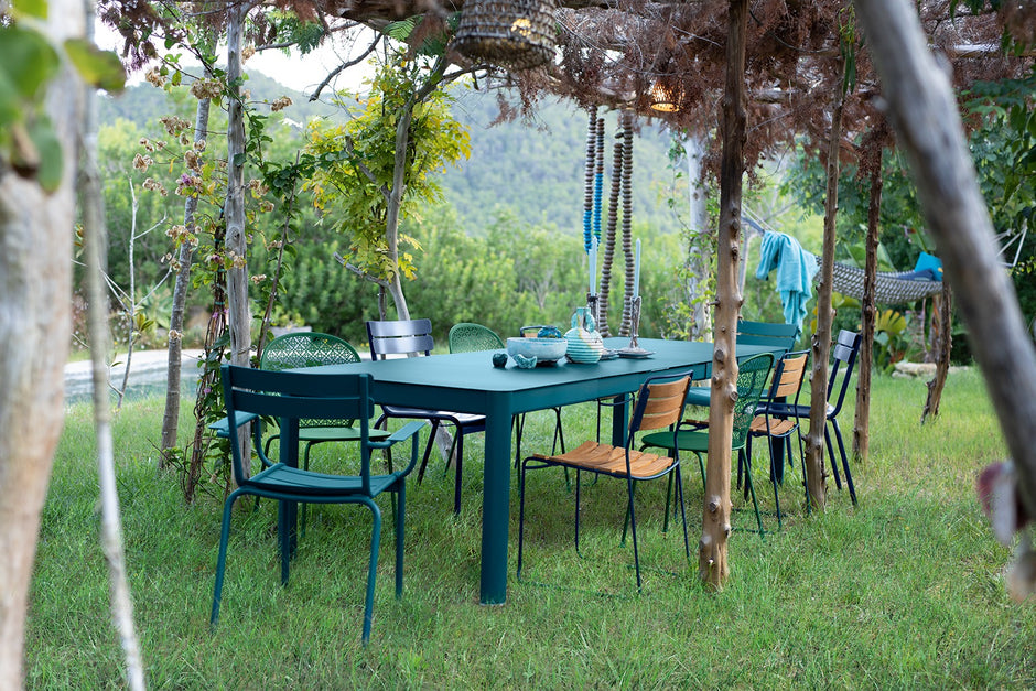 Fermob Luxembourg tuinstoel met arm Pesto – HelloChair