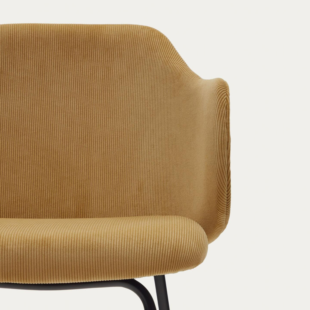 Kave Home Yunia eetkamerstoel corduroy Mosterd – HelloChair