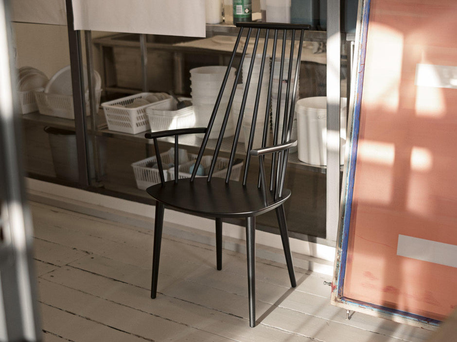 HAY J110 eetkamerstoel waterbasis gelakt beuken zwart – HelloChair